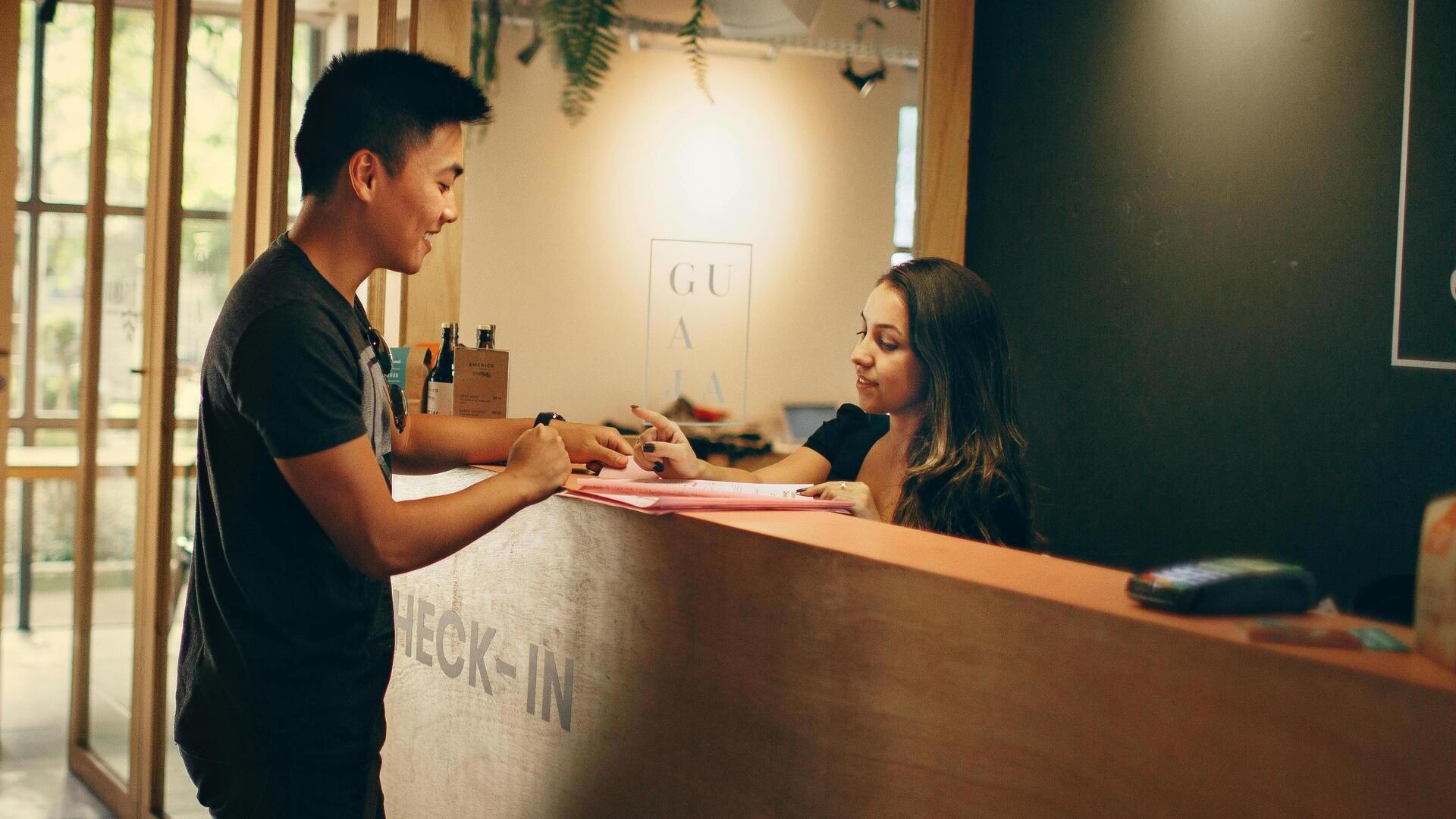 Dimensions and Height for Reception Desks | NZ Guide